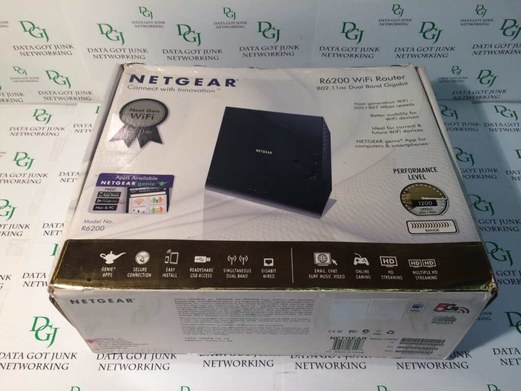 NETGEAR R6200 R6200-100NAS Dual Band - Data Got Junk