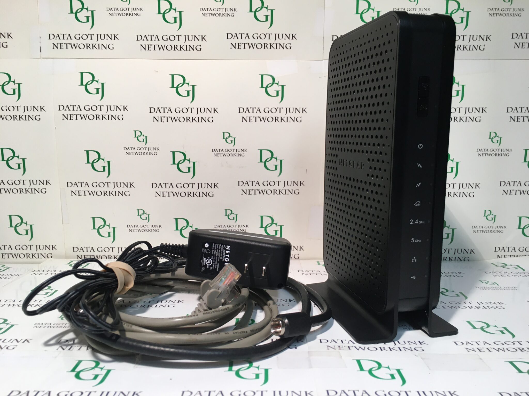 Netgear EN104 4-Port 10Base-T Ethernet Network Hub